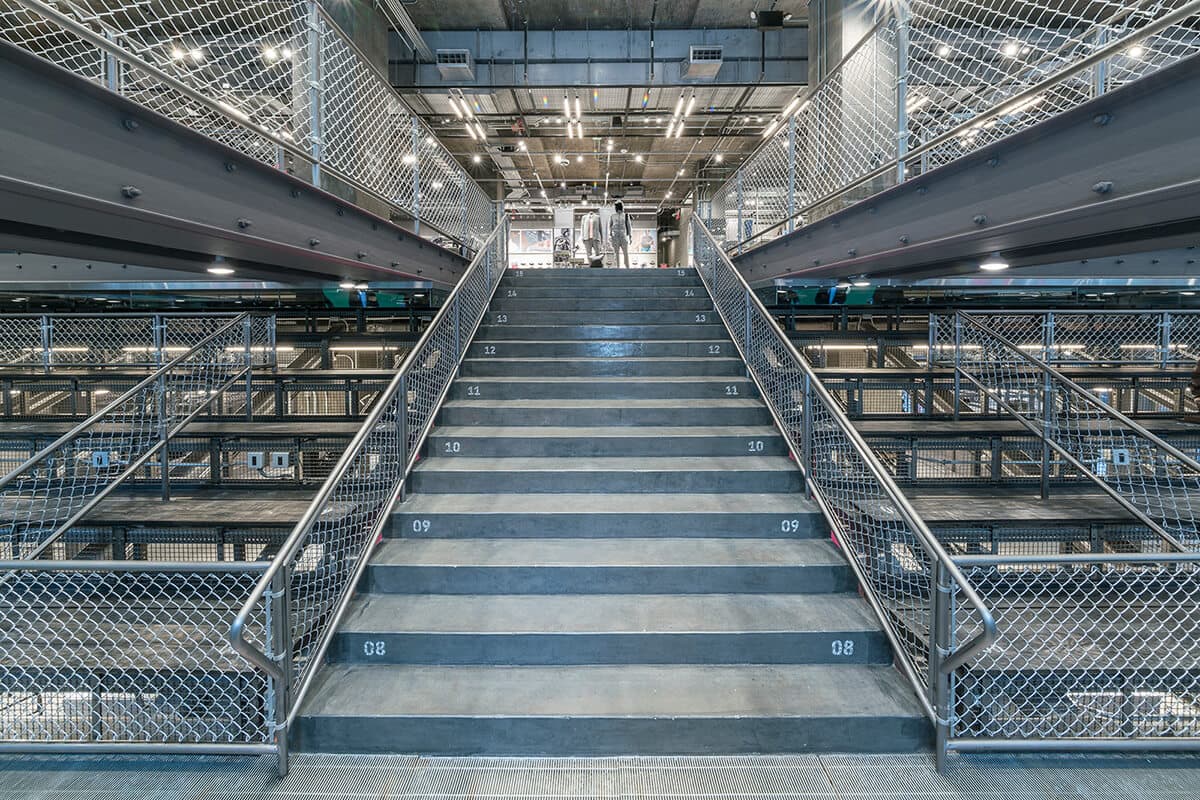 세계에서 제일 큰 아디다스 뉴욕 플래그십 스토어 오픈(adidas NYC Flagship Store) | 위러브아디다스 ...